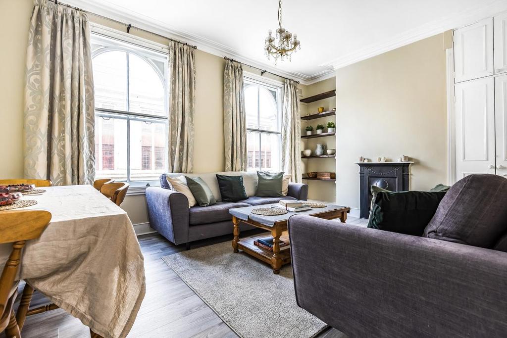Stockwell Road, Brixton 2 bed flat - £550,000