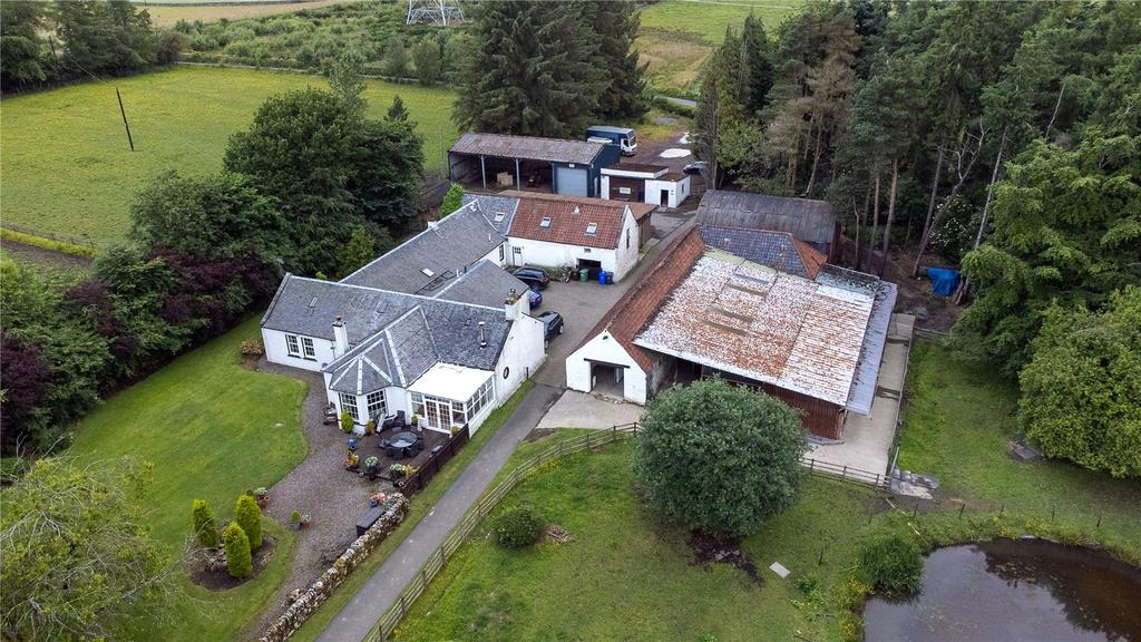 Glenside Farm, Bore Row, Plean... 6 bed detached house - £650,000