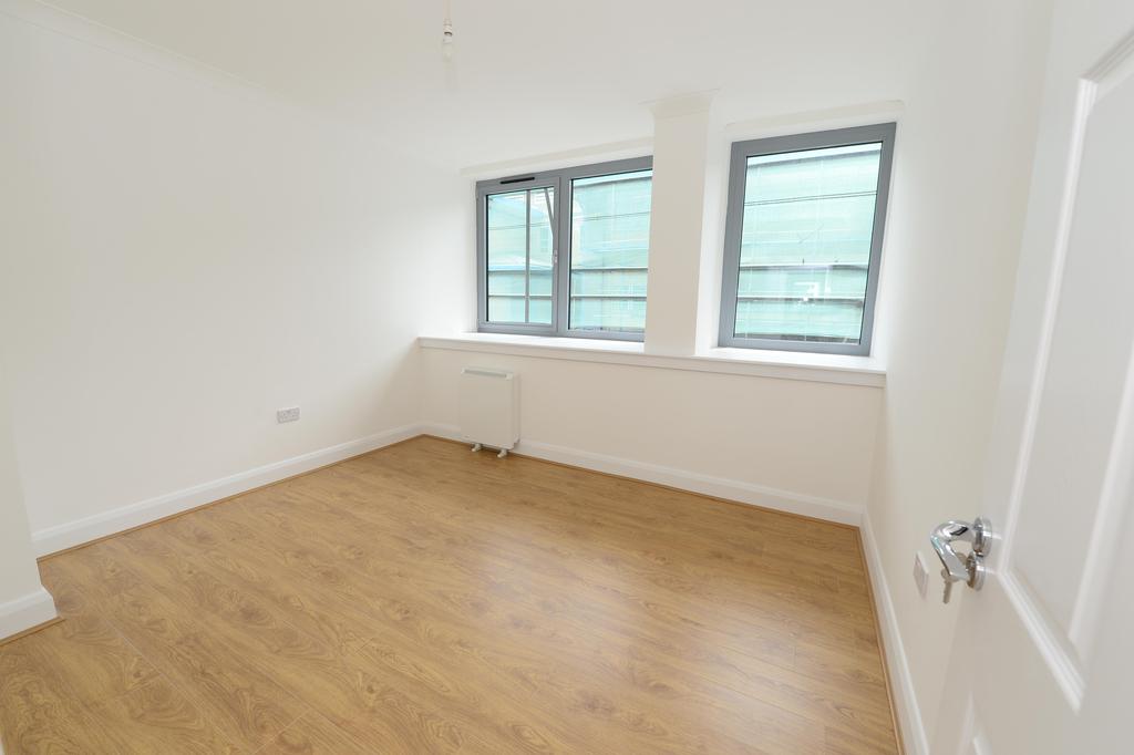 Wigham House 2 bed flat - £1,350 pcm (£312 pw)