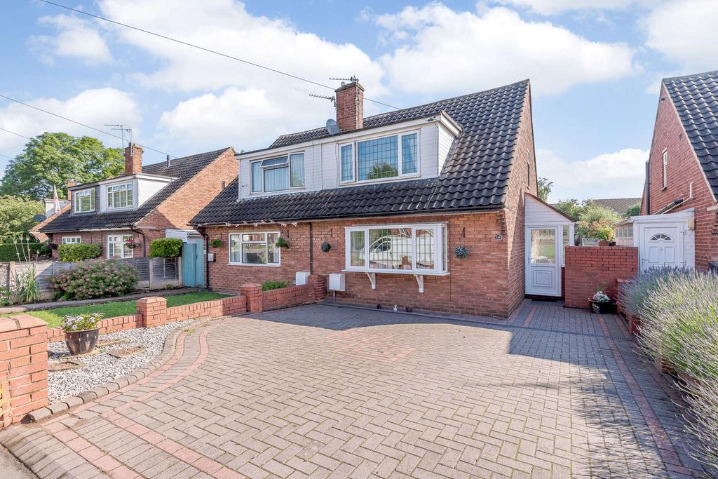 Tamworth Road Kingsbury B78 2hu 3 Bed Semi Detached House £225 000