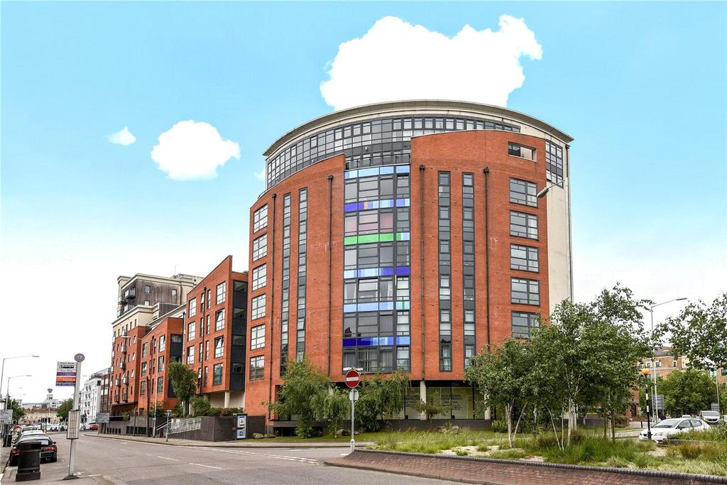 Kennet Street, Reading, Berkshire, RG1 2 bed apartment - £275,000