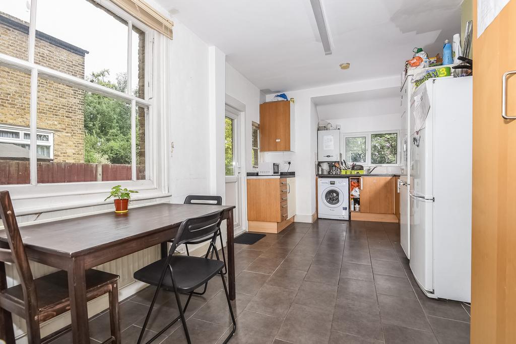 Shell Road, Lewisham, SE13 7DF 5 bed semi-detached house - £2,600 pcm ...