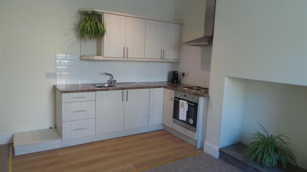 Church Street, Longwood, Huddersfield 2 bed terraced house - £495 pcm ...