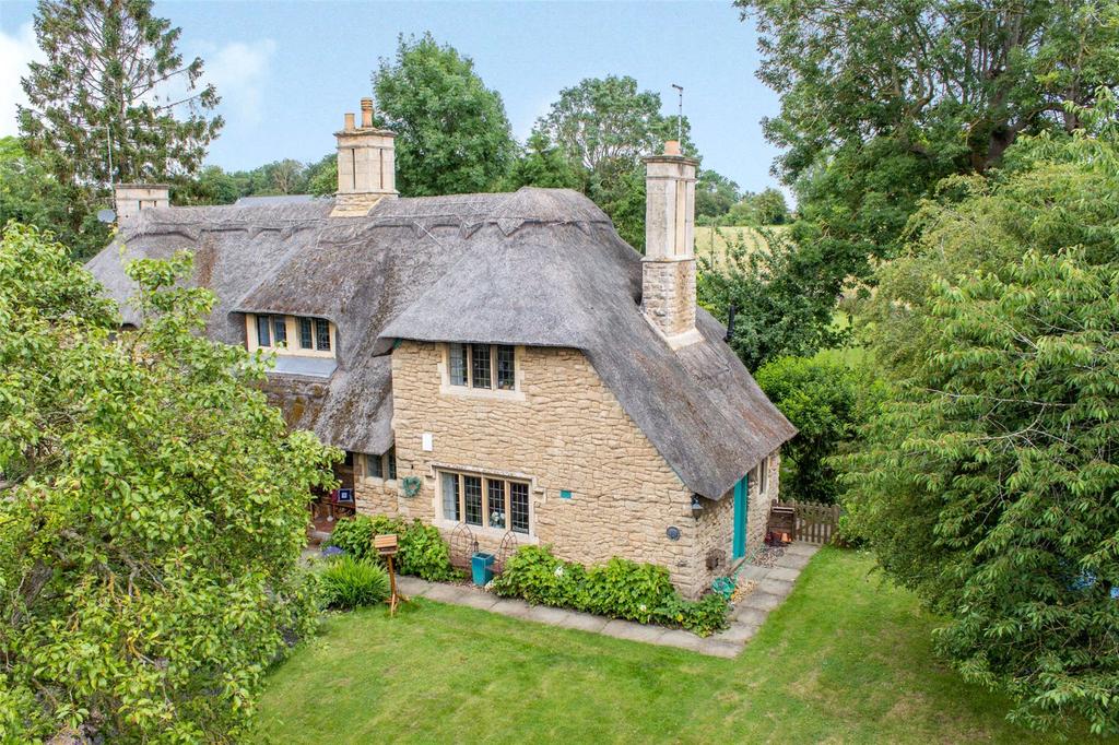 The Green, Ashton, Oundle, PE8 2 bed semi-detached house - £495,000