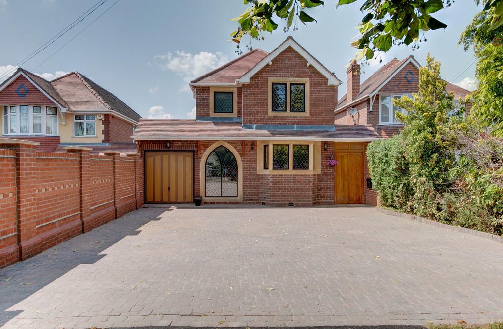 Old Birmingham Road, Lickey End... 4 bed detached house - £500,000