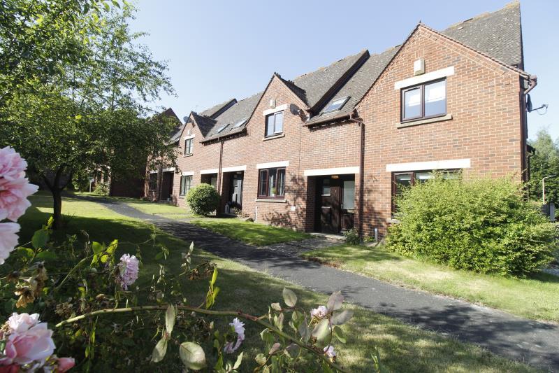 1 Hall Gardens, Condover, Shrewsbury... 3 bed terraced house - £925 pcm ...