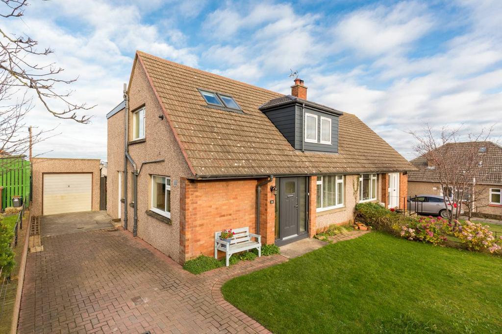 26 Leadervale Road, Liberton, EH16 6PA 4 bed semi-detached house - £425,000