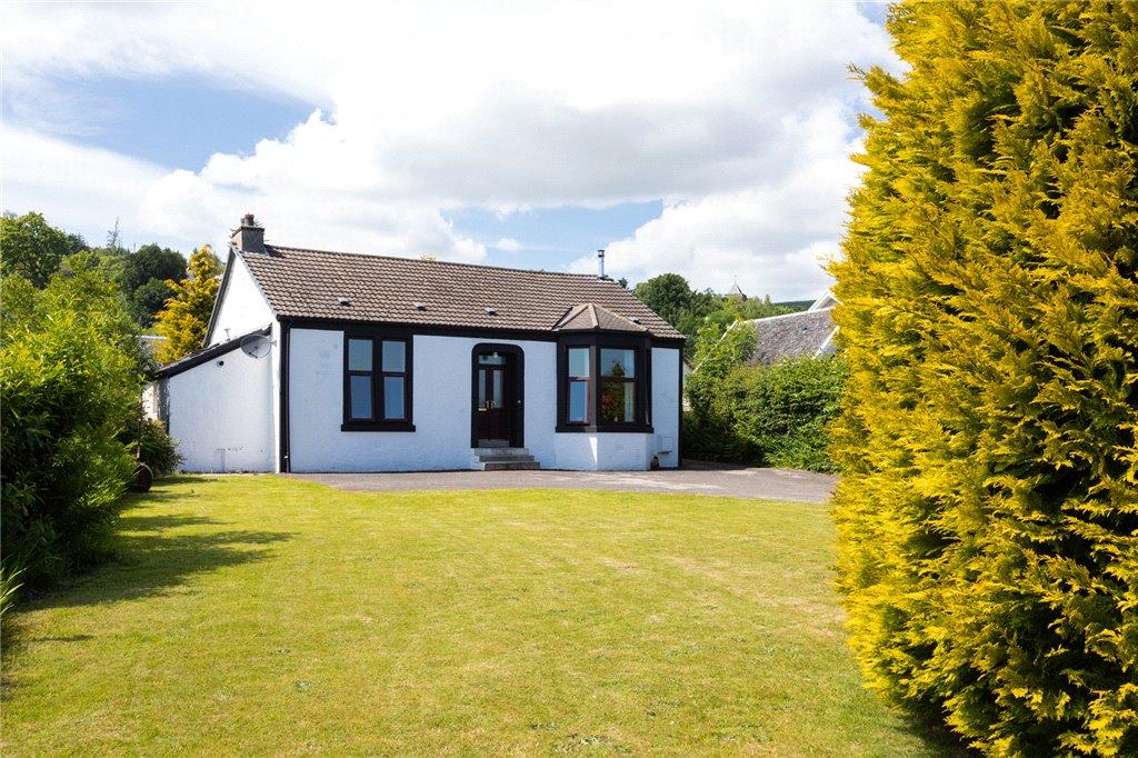 Kilbride Avenue, Dunoon, PA23 2 bed bungalow - £185,000