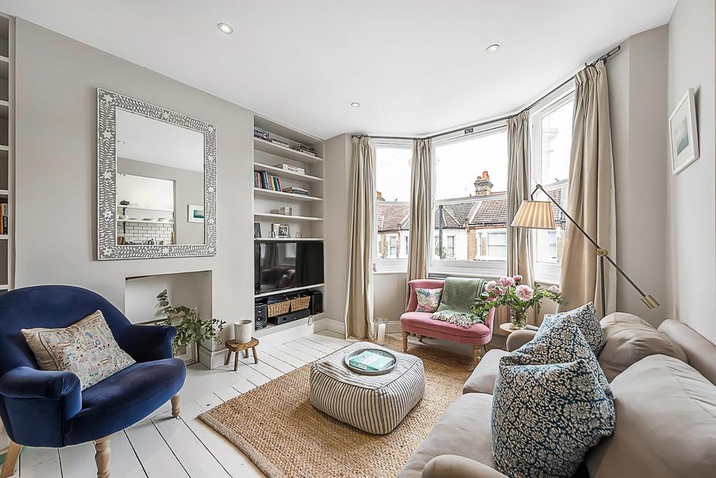 Fairmount Road, SW2 2 bed flat - £485,000