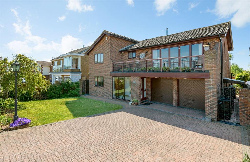 Reculver Drive, Herne Bay 4 bed detached house - £950,000