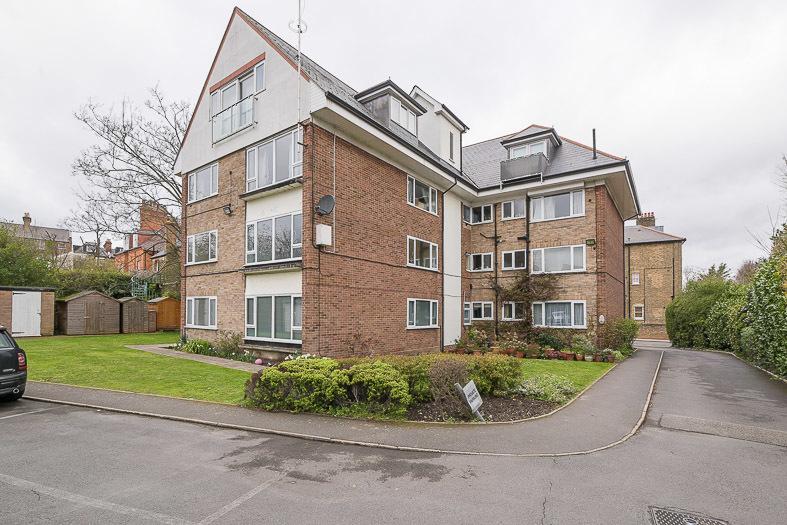Palmerston Court 2 bed apartment - £2,500 pcm (£577 pw)