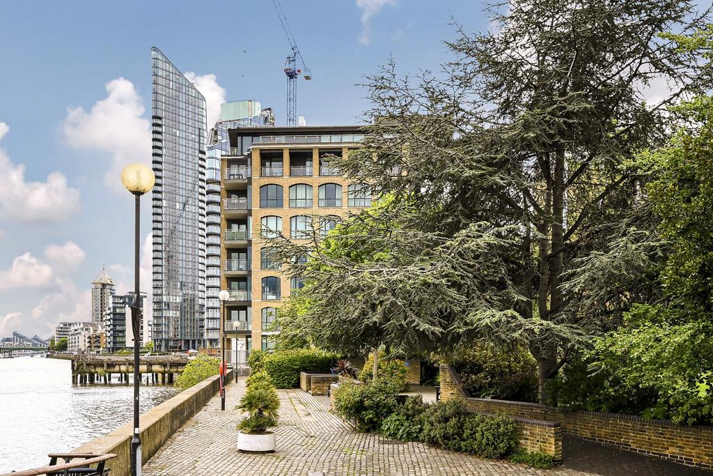 Chelsea Wharf, 15 Lots Road, London 3 bed flat - £12,350 pcm (£2,850 pw)