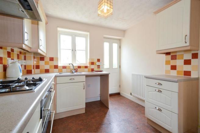 Wallington Way, Frome 3 bed terraced house - £1,095 pcm (£253 pw)