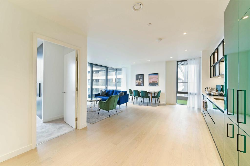 Hobart Building, Wardian, Canary Wharf, London, E14 2 bed apartment - £ ...