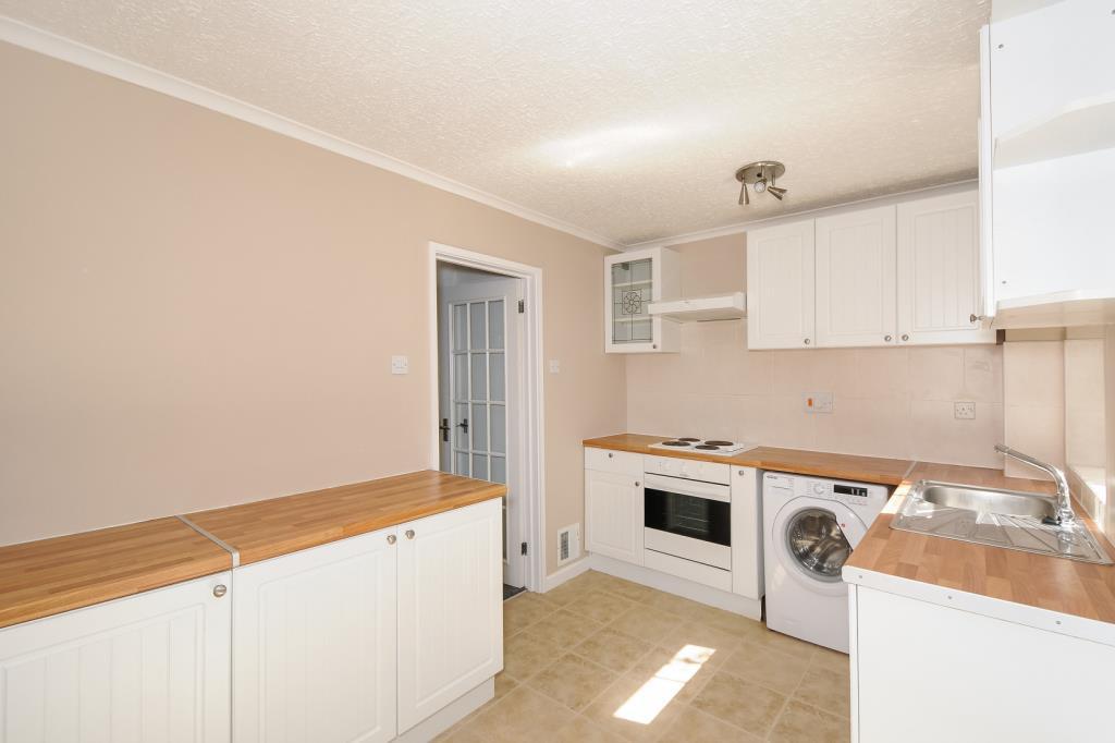 Kesteven Way Wokingham Rg41 2 Bed End Of Terrace House £1 450 Pcm