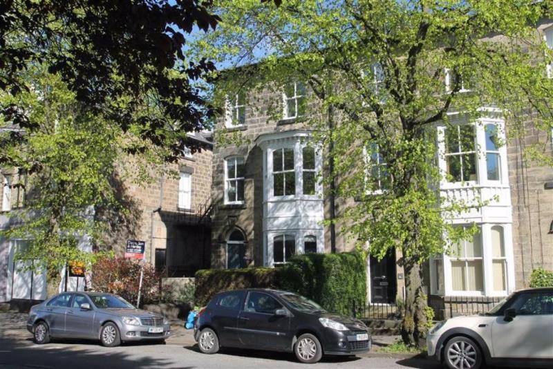 St Georges Road, Harrogate, North Yorkshire, HG2 9BP 3 bed apartment ...