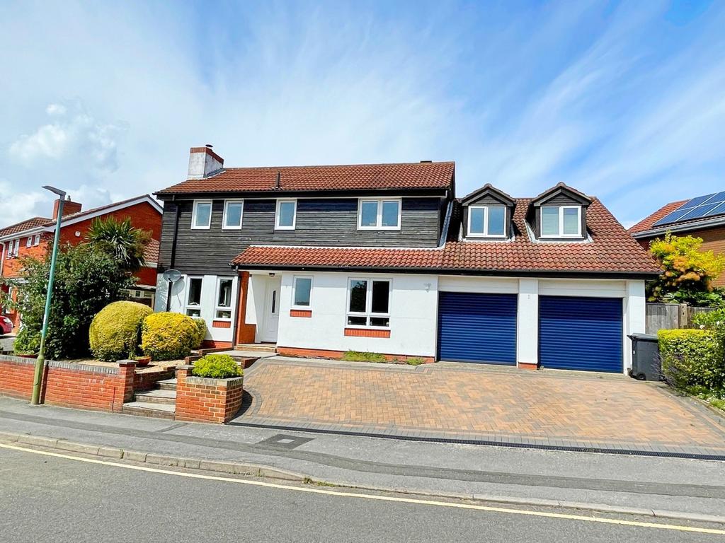 Littledown 4 bed detached house - £580,000