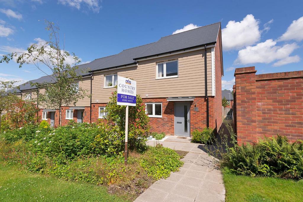 High Tree Lane, Tunbridge Wells TN2 3FR 2 bed end of terrace house - £ ...