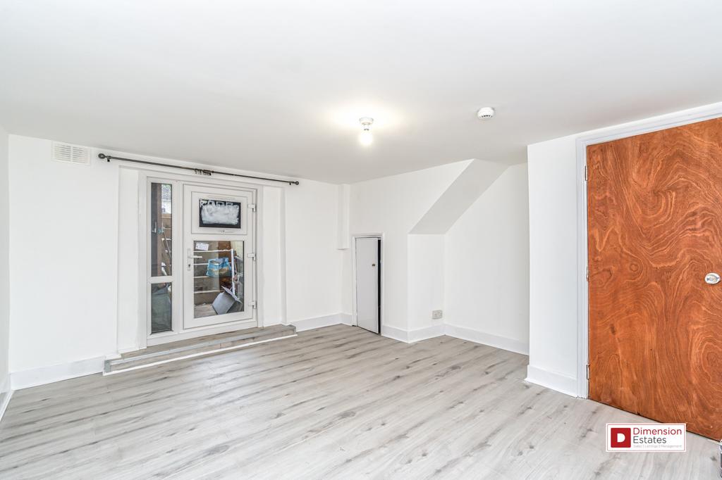 Rectory Road, Stoke Newington... 3 bed maisonette to rent - £2,600 pcm ...