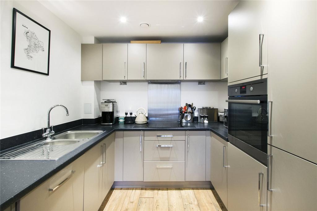Atkins Square, Dalston Lane, London, E8 1 bed apartment - £1,600 pcm (£ ...