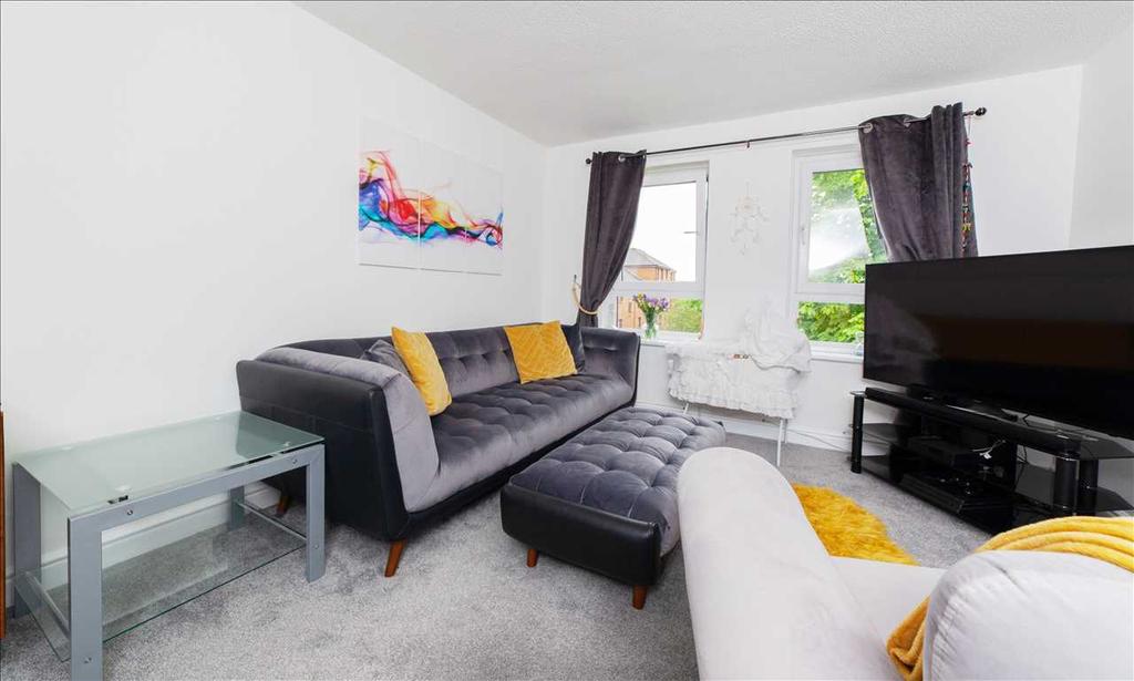 Caird Street, Hamilton 2 bed apartment - £84,995