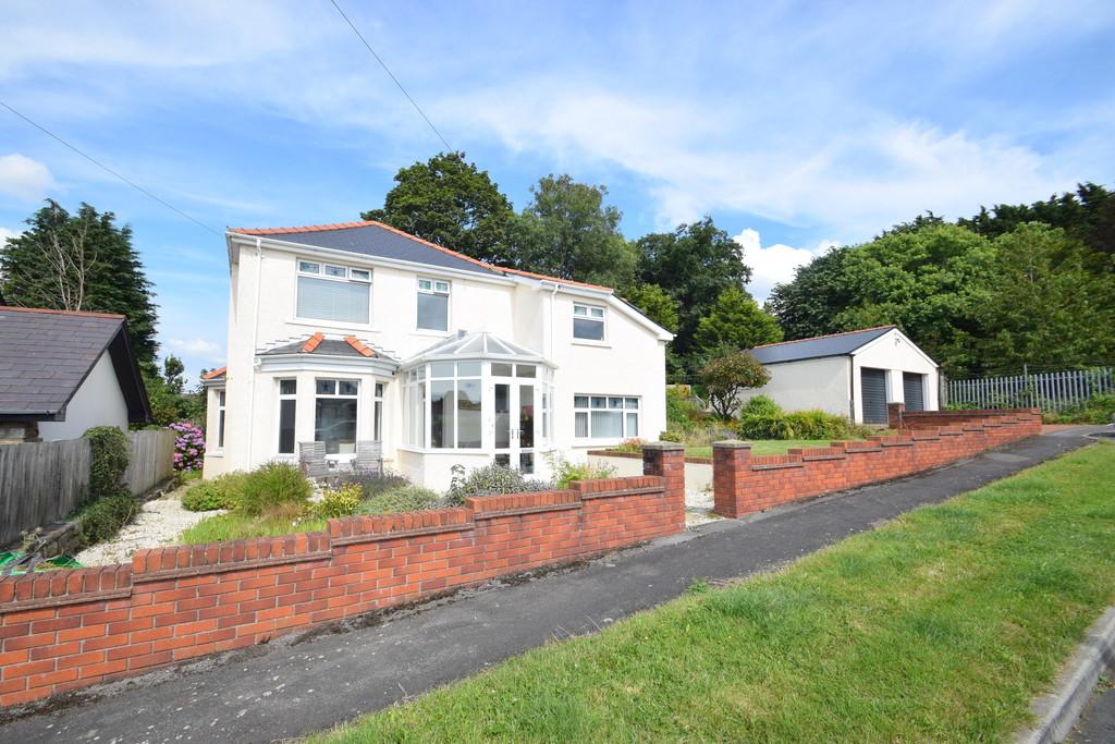 5 Picton Avenue, Bridgend, Bridgend... 4 bed detached house - £425,000