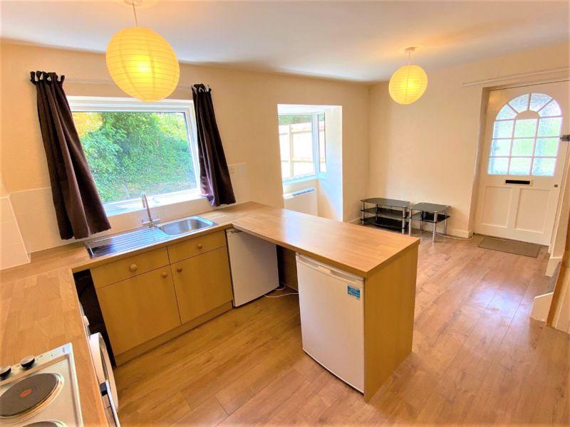 Caerau Lane Caerau Cardiff CF5 5JS 1 bed end of terrace house - £109,950