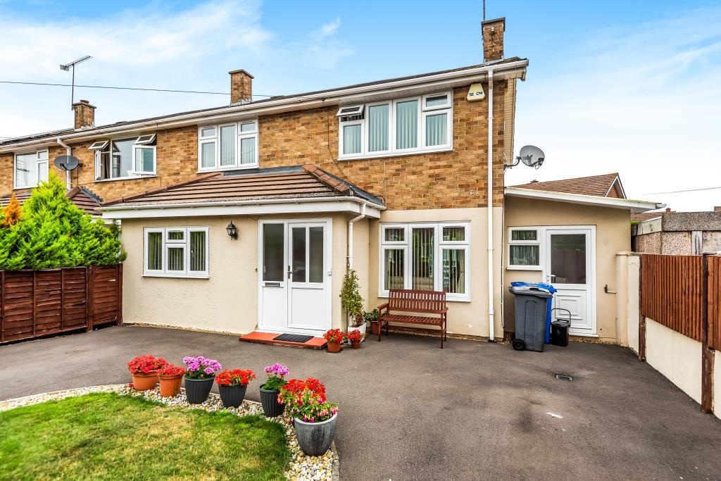 Holyport, Maidenhead, SL6 3 bed semi-detached house - £600,000