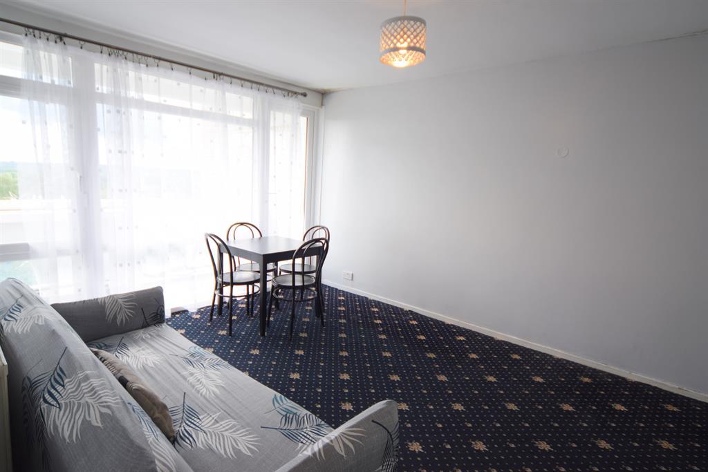 Fontley Way, Roehampton, London, SW15 2 bed flat - £285,000