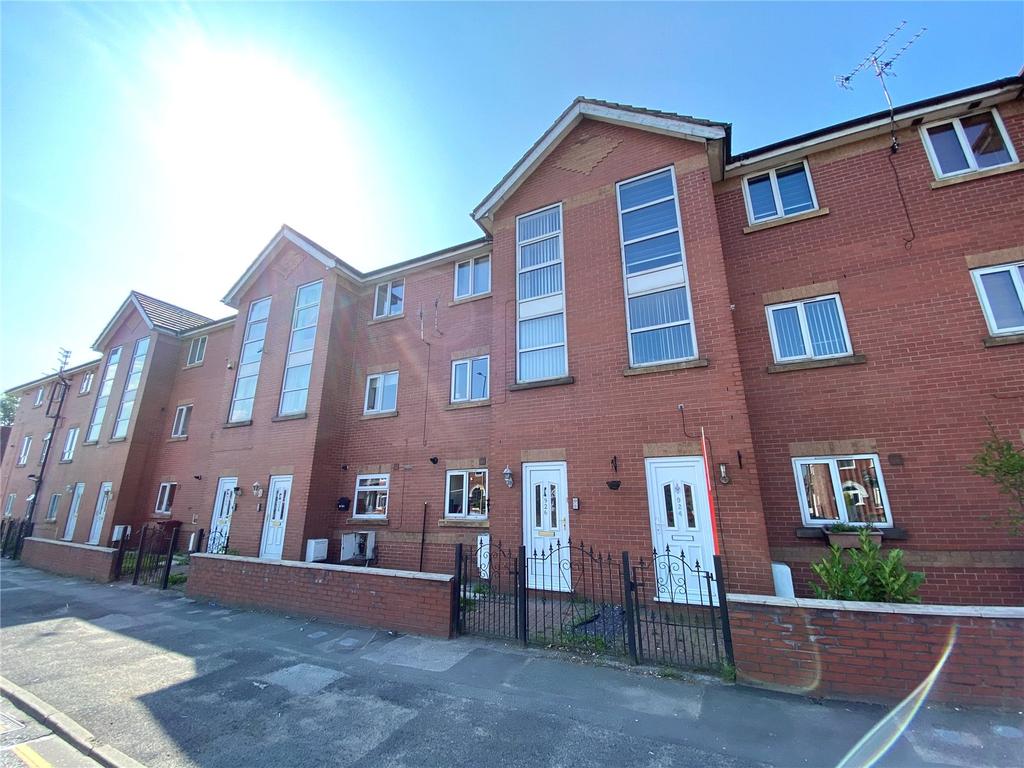 Hyde Road, Debdale / Gorton... 2 bed flat - £99,950