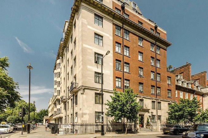 Portland Place, London, W1B 2 bed apartment - £1,500,000