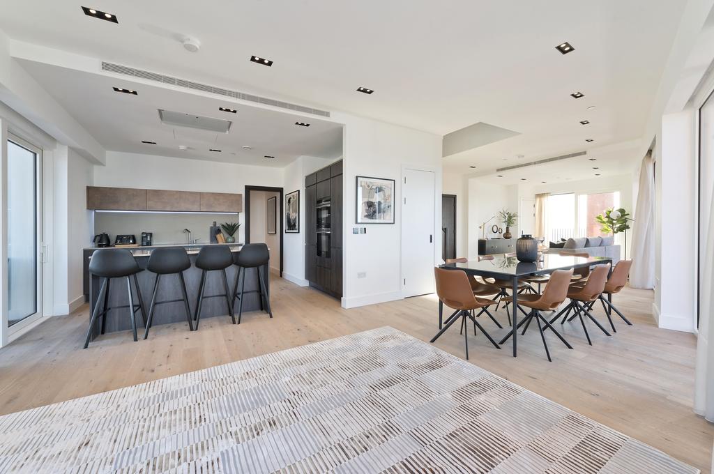 Keybridge Tower, 1 Exchange Gardens... 2 bed penthouse - £6,200 pcm (£ ...