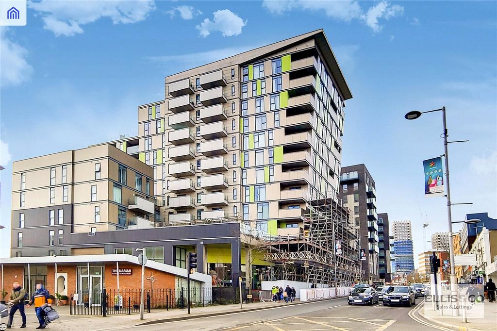 Elizabeth House, 341 High Road... 2 bed apartment - £1,600 pcm (£369 pw)