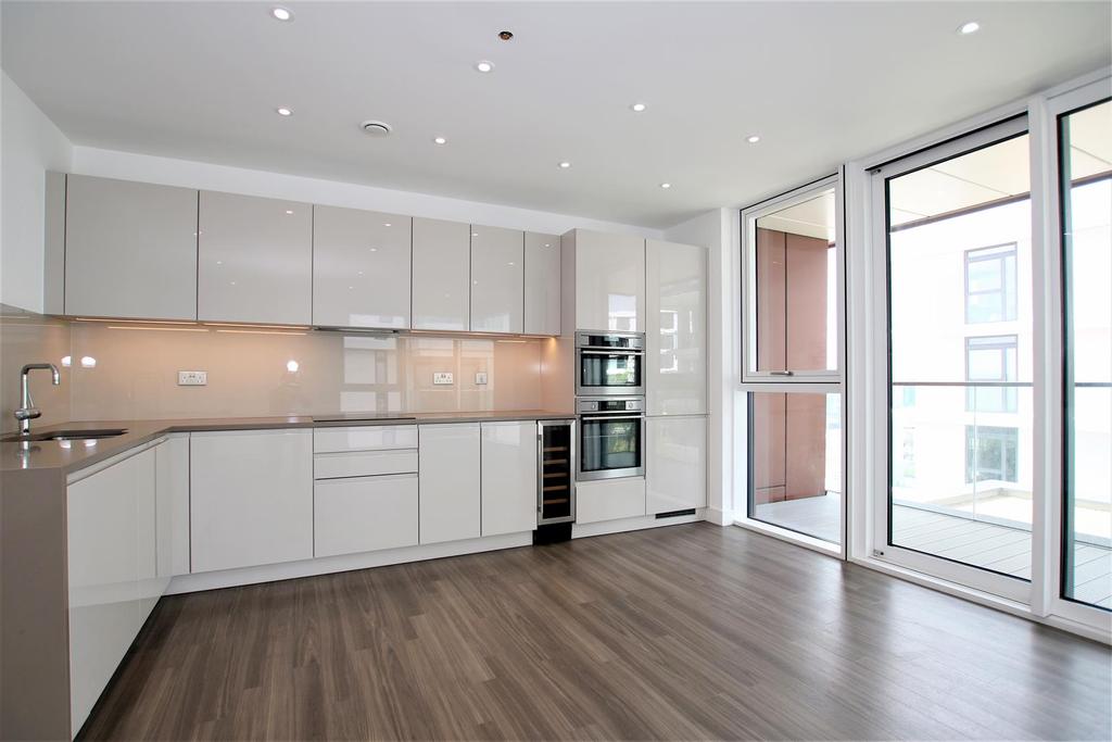 Pinto Tower, Nine Elms, London 2 bed flat - £875,000