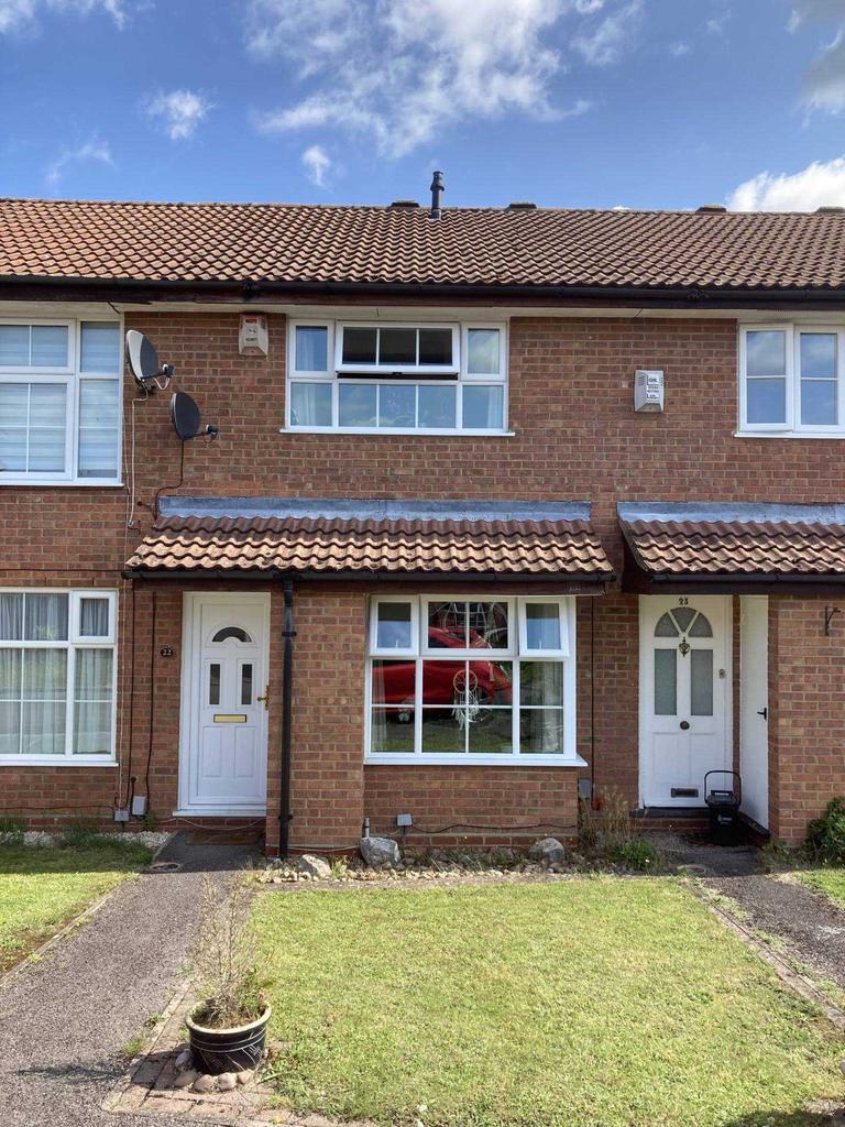 Burwell Close, Lower Earley 2 bed townhouse - £1,150 pcm (£265 pw)