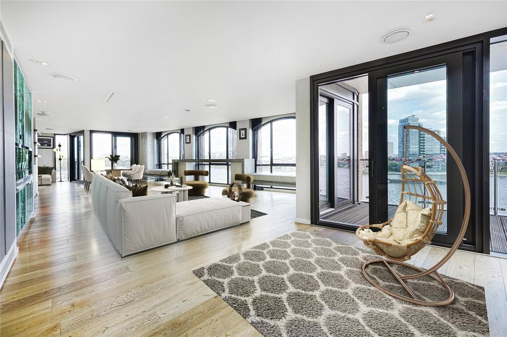 Chelsea Wharf, 15 Lots Road, London 3 bed flat - £11,483 pcm (£2,650 pw)