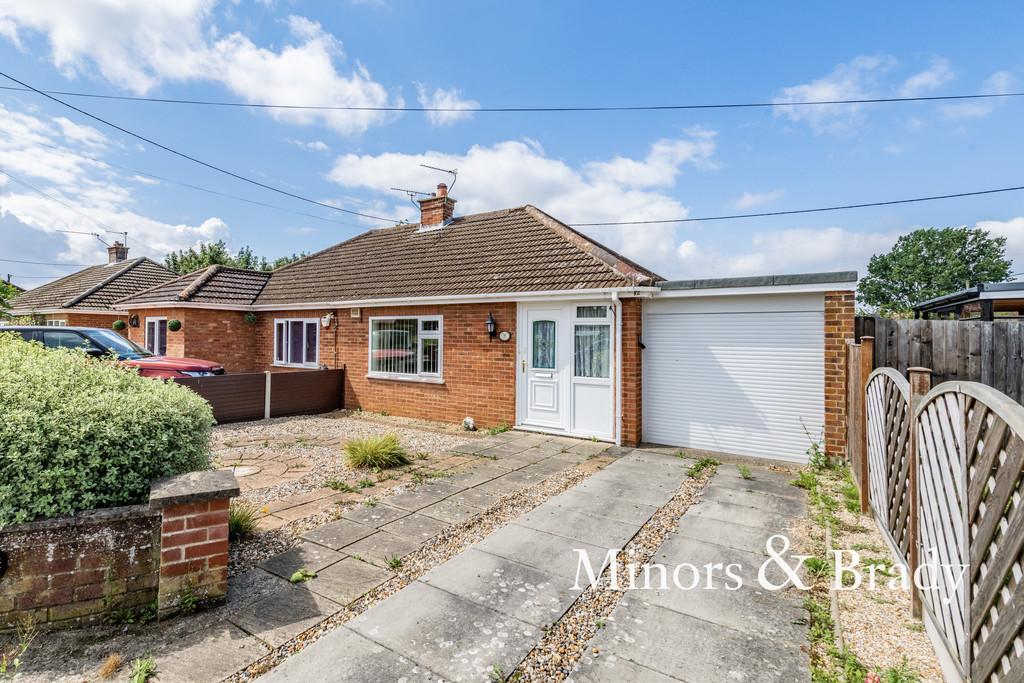 George Borrow Road, Dereham 2 bed semi-detached bungalow - £200,000