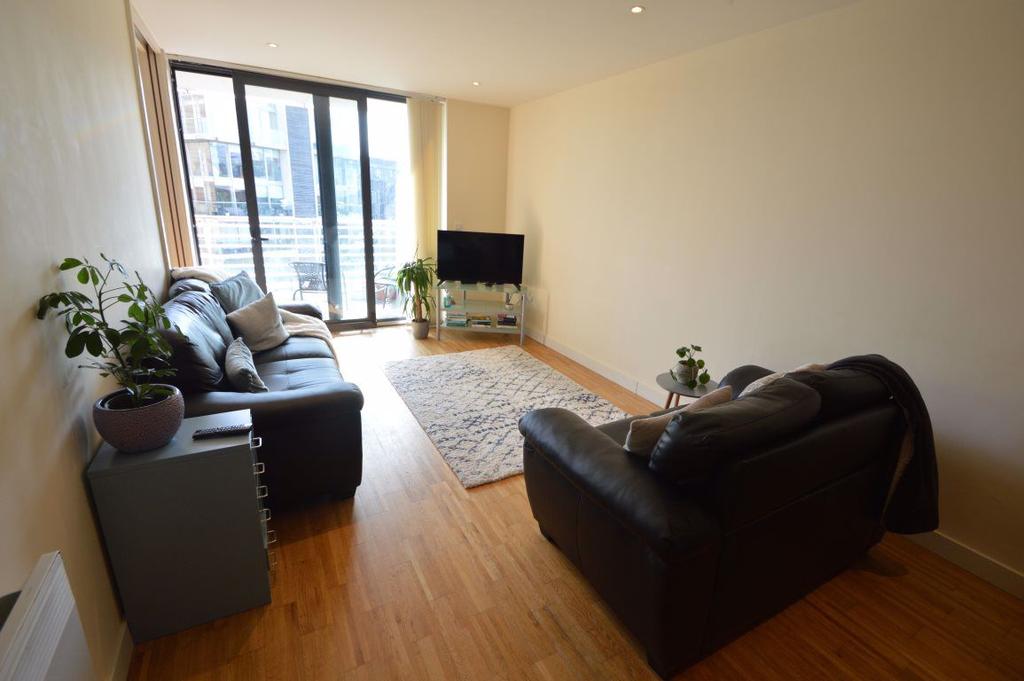 Kelso Place, Castlefield, Manchester 2 bed flat - £1,000 pcm (£231 pw)