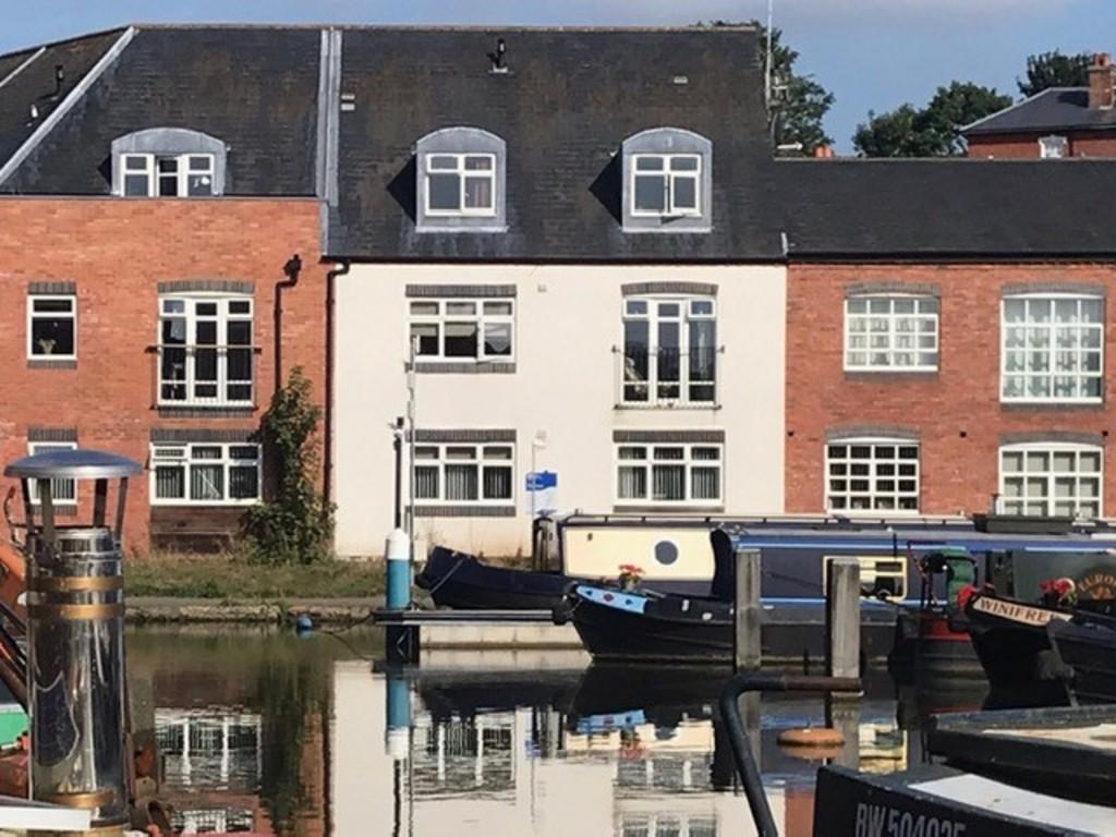 The Wharf, Diglis 2 bed flat - £189,950