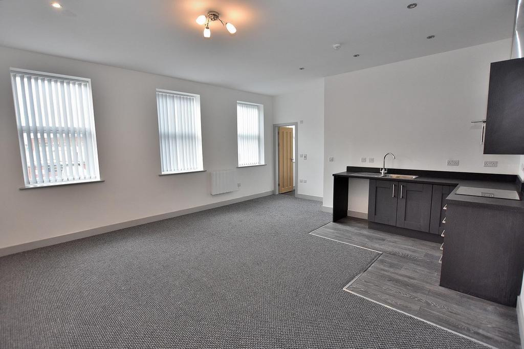 Chanan House, Wolverhampton 1 bed flat - £650 pcm (£150 pw)