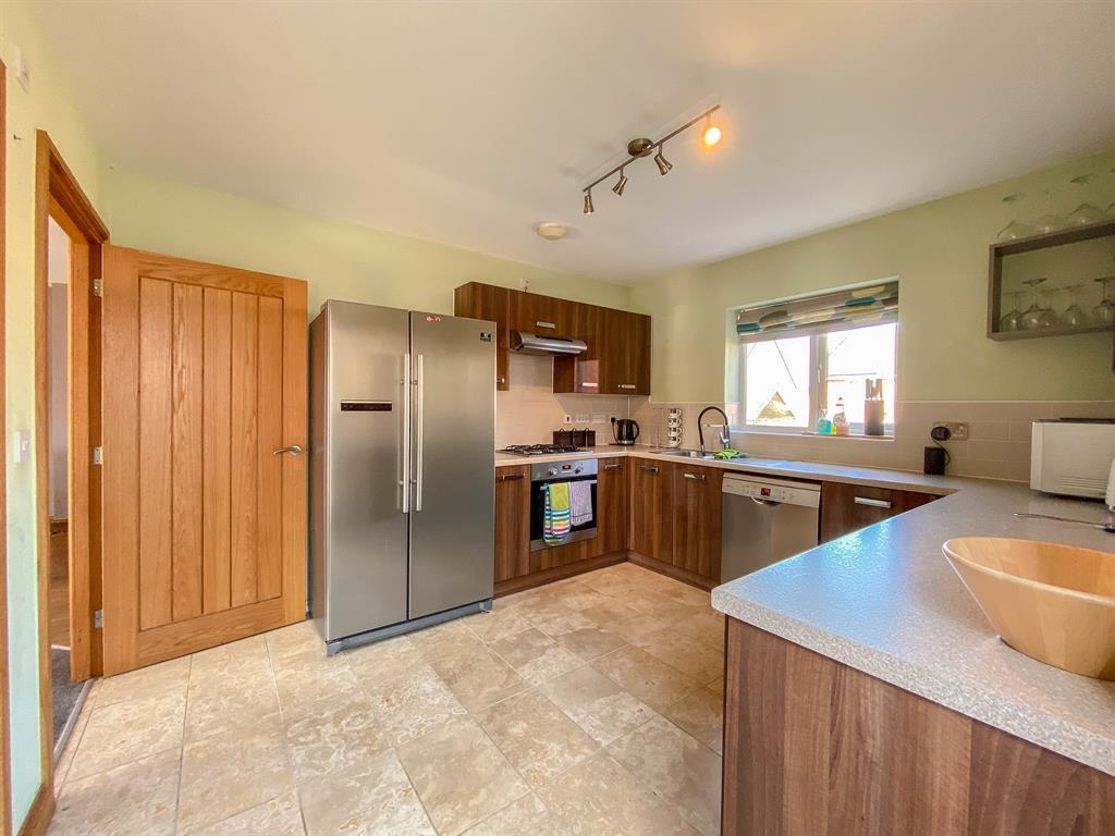 Cromwell Close, Newtown, Berkeley, GL13 9GA 4 bed detached house - £340,000