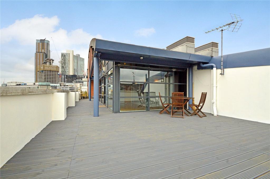 Curtain Road, Shoreditch, London, EC2A 2 bed penthouse - £3,467 pcm (£ ...