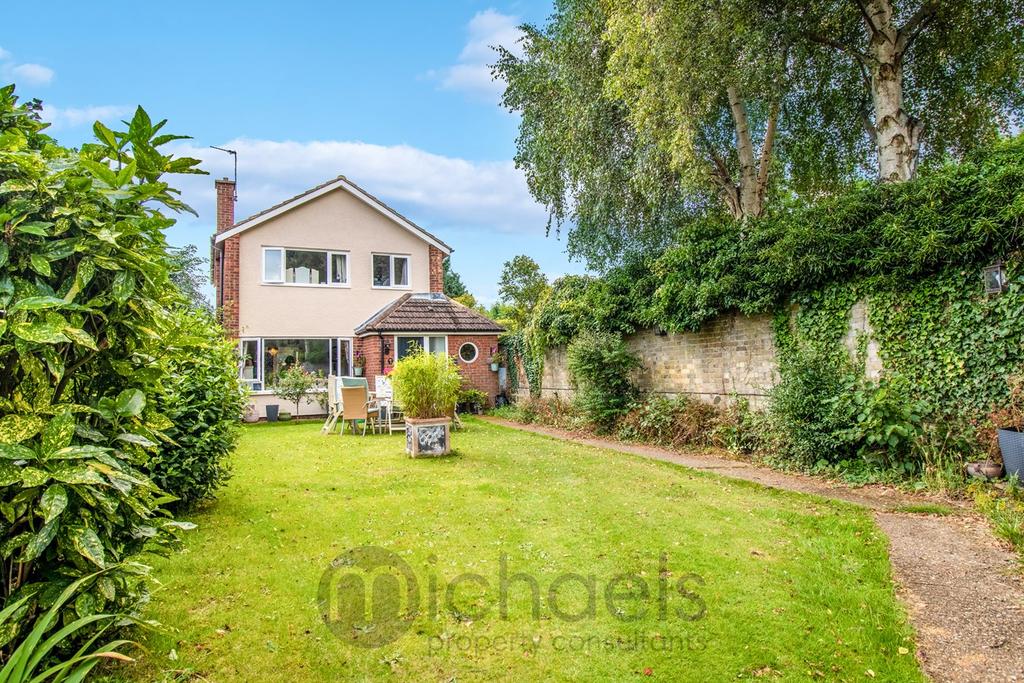 Grymes Dyke Way Stanway Colchester 3 Bed Detached House £400 000