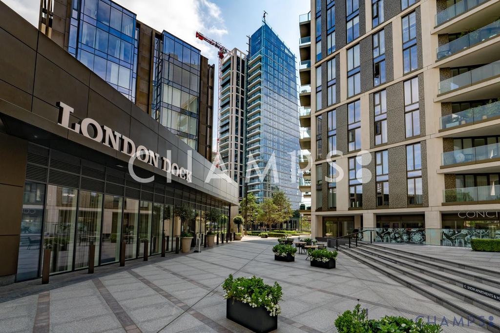 23 Gauging Square, E1W 2AW 2 bed flat - £3,618 pcm (£835 pw)