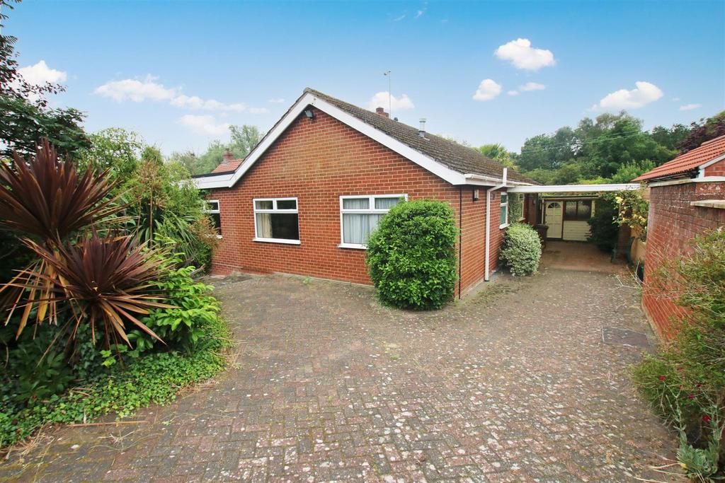 Harbord Road, Frettenham, Norwich 3 bed house - £315,000