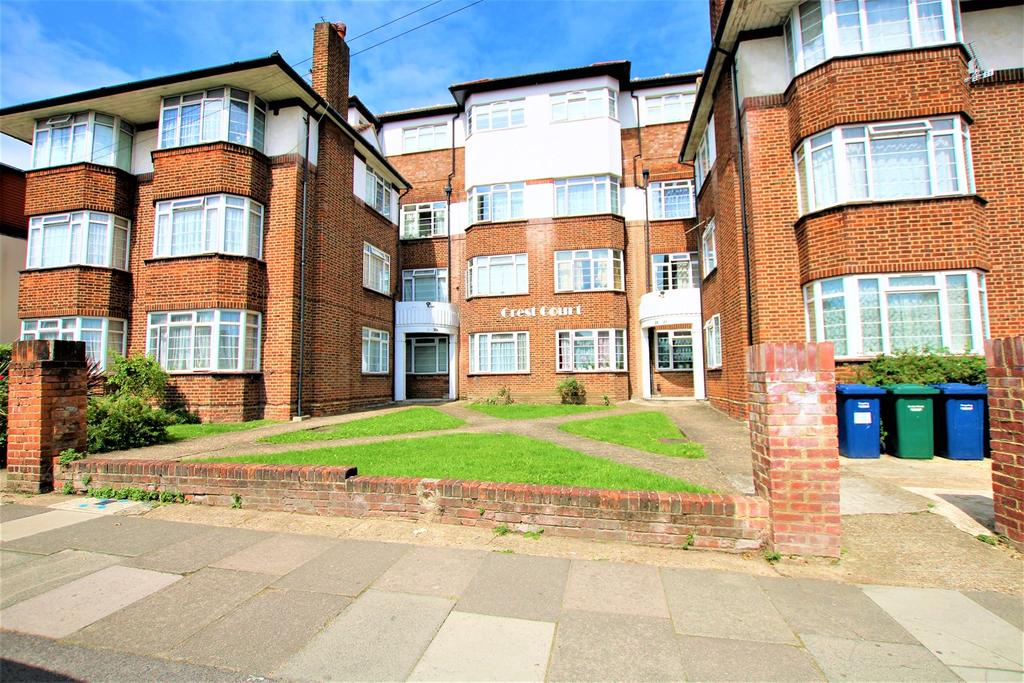Crest Court, The Crest, Hendon, NW4 1 bed flat - £1,252 pcm (£289 pw)