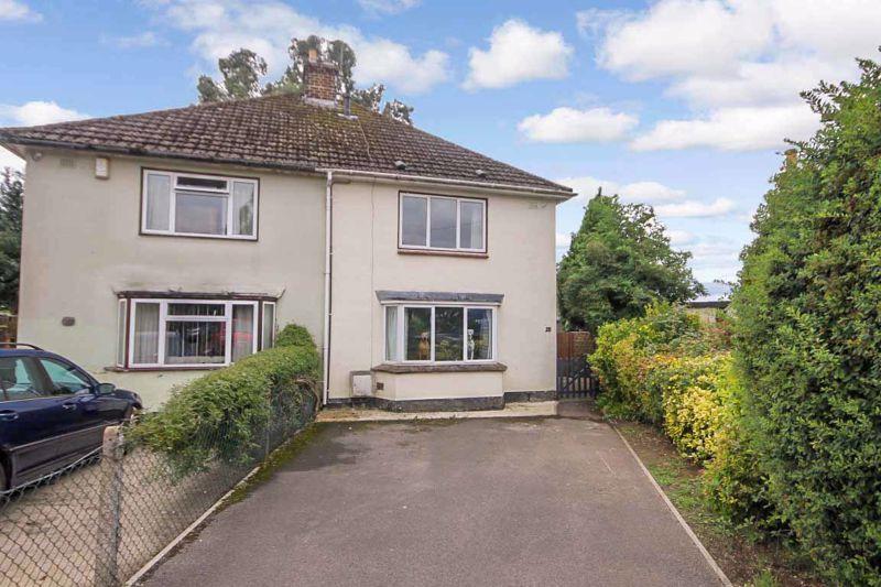 Valentia Close BLETCHINGDON 2 bed semi-detached house - £350,000