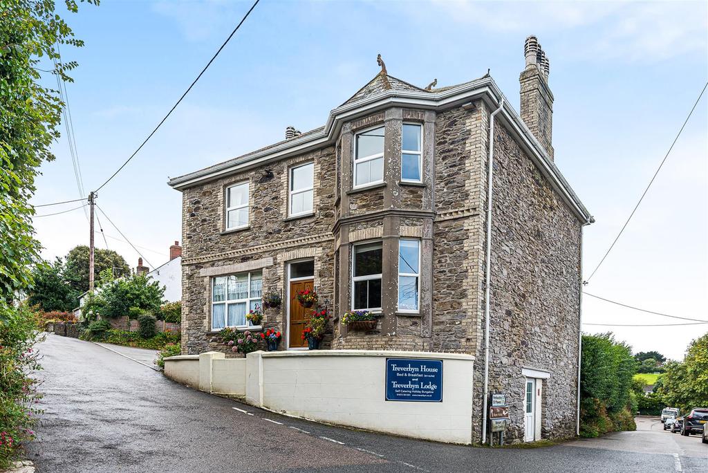 Pendower Road, Veryan, Truro 7 bed detached house - £599,950