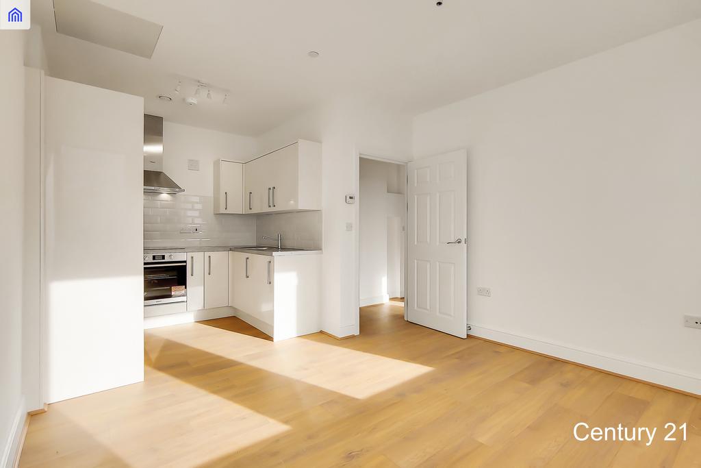 Wigham House 1 bed apartment - £1,300 pcm (£300 pw)