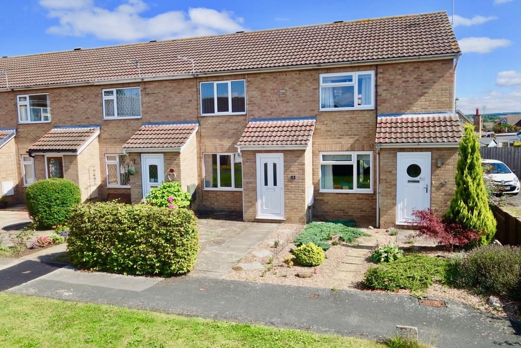 Southfield Court, Pocklington 2 bed terraced house - £650 pcm (£150 pw)